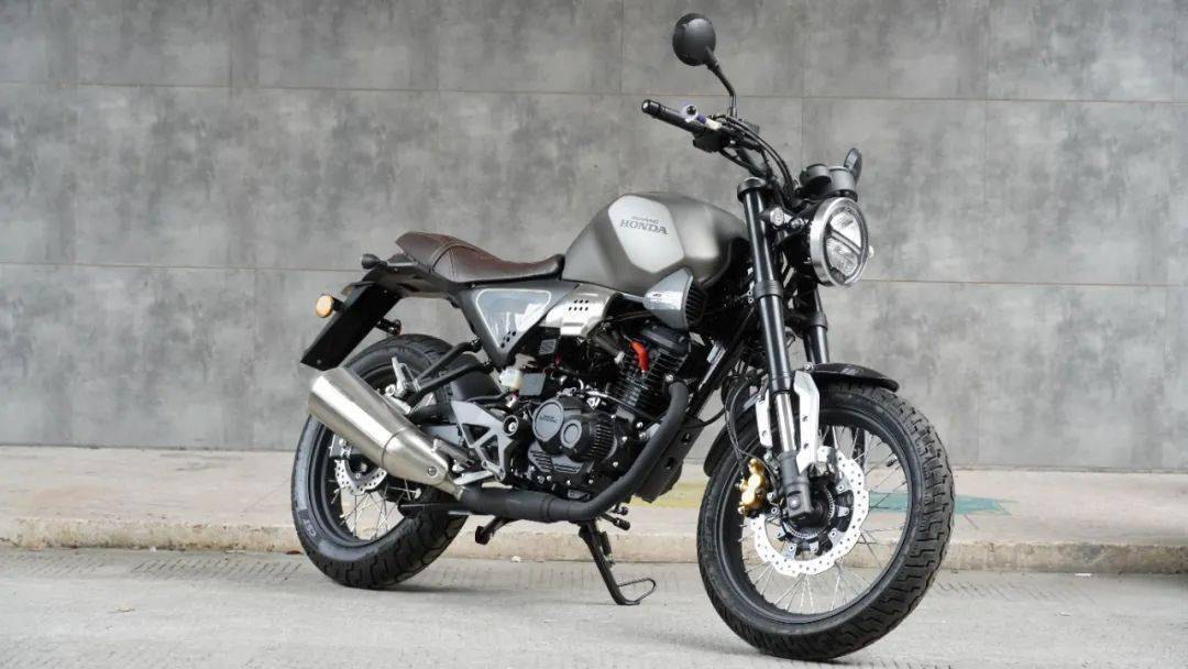 五羊本田入门级复古街车 CB190SS_摩托车库_图库_全球摩托车网